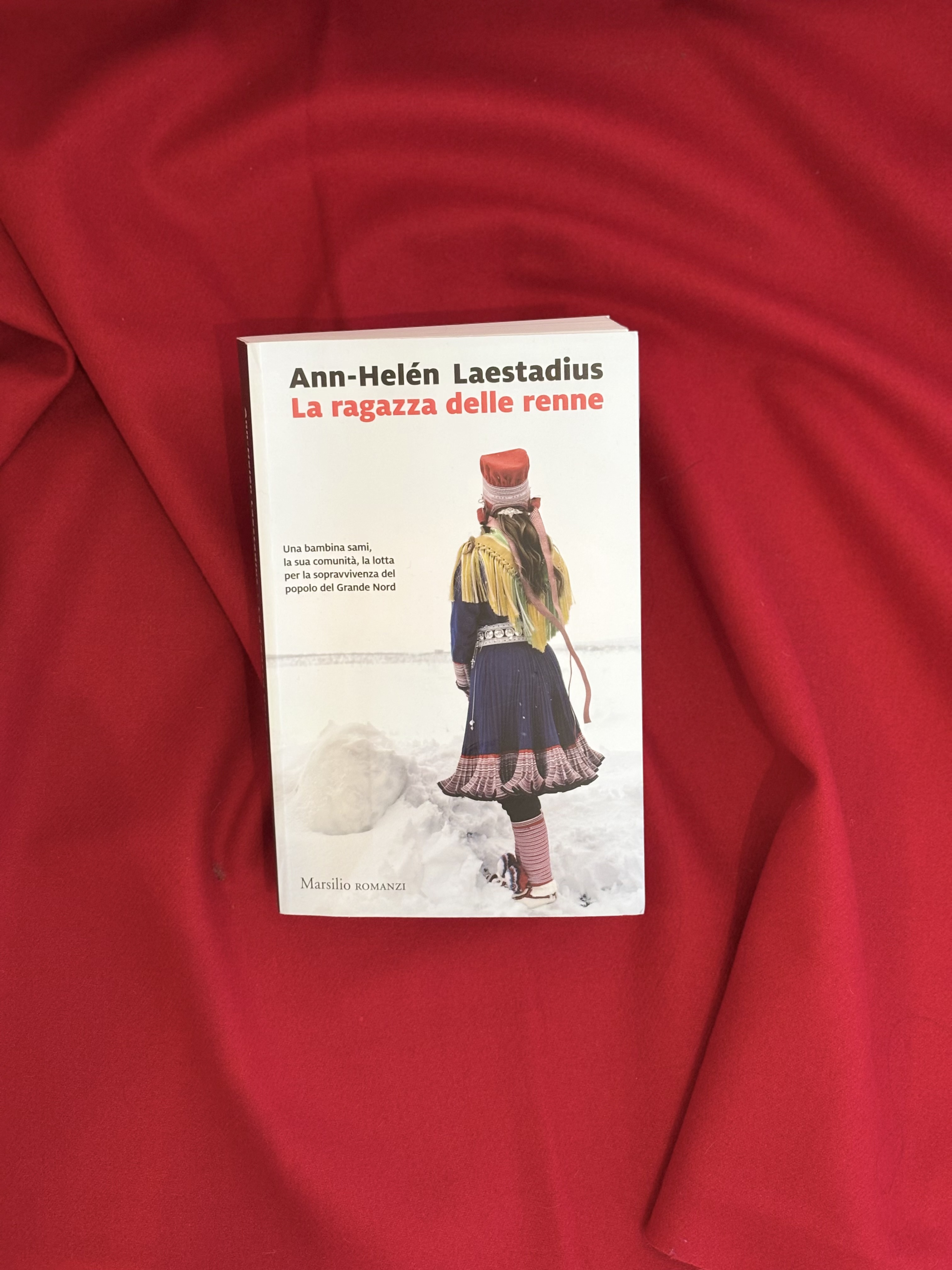 “La ragazza delle renne” di Ann-Helén Laestadius – I libri in mansarda